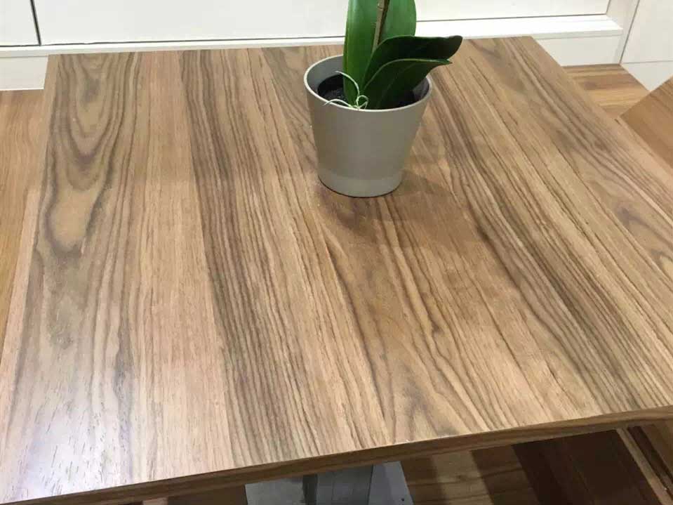 Crown Cut Grain Reconstituted Walnut Veneer